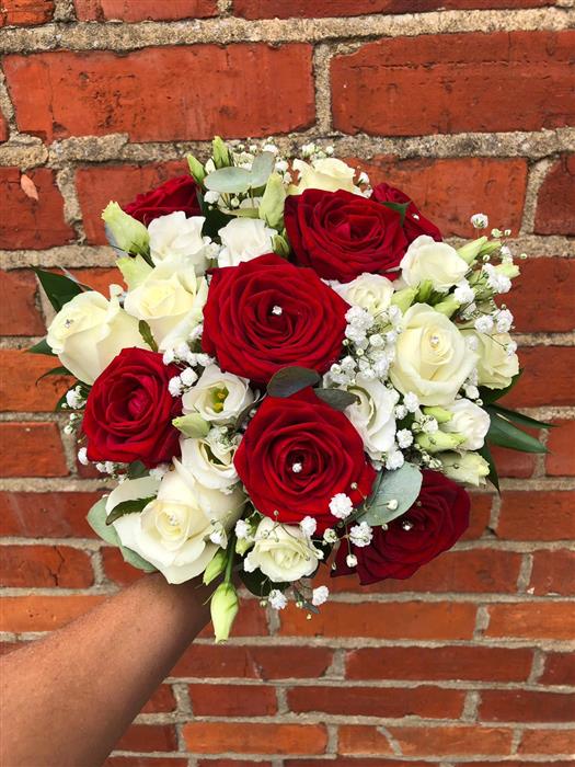 Weddings Flowers Berkshire - The Flower Shop Florist Reading